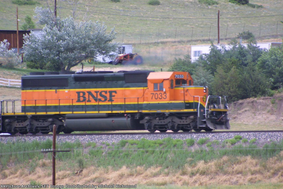 BNSF 7033